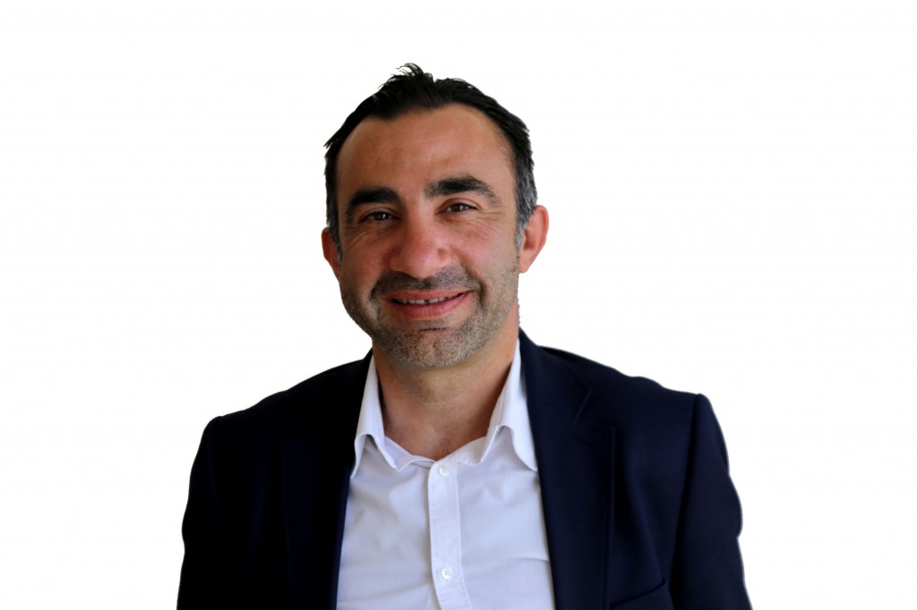 Jean Luc Cohen, co-fondateur de Framboise, est interviewé ici